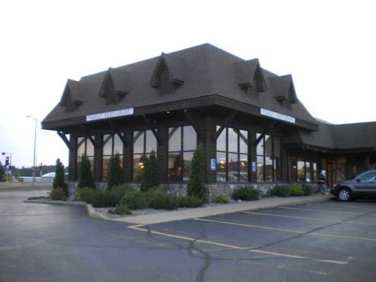 Friendship House Family Restaurant - Eagle River Area Chamber of Commerce