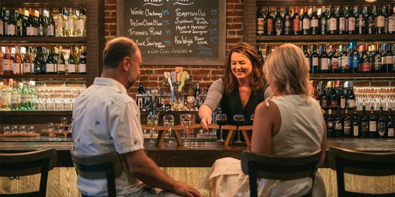 Downtown Shopping in Eagle River - Eagle River Area Chamber of Commerce